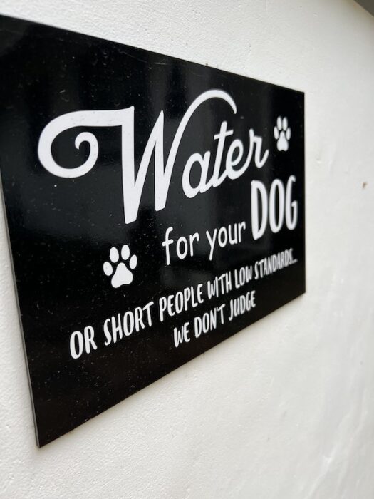 Explore Our Place - Sani Window Bed & Breakfast